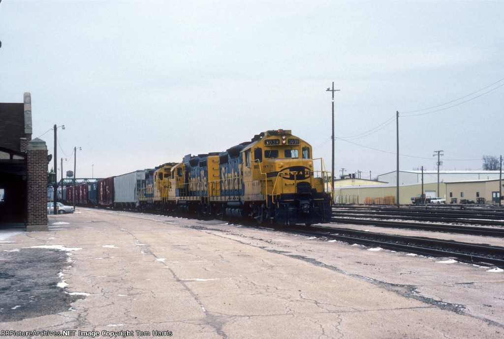 1. ATSF 3039